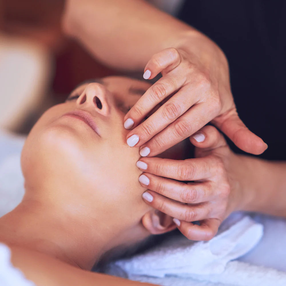 Extended Lymphatic Face Massage Add-on – Pure + Simple Oshawa